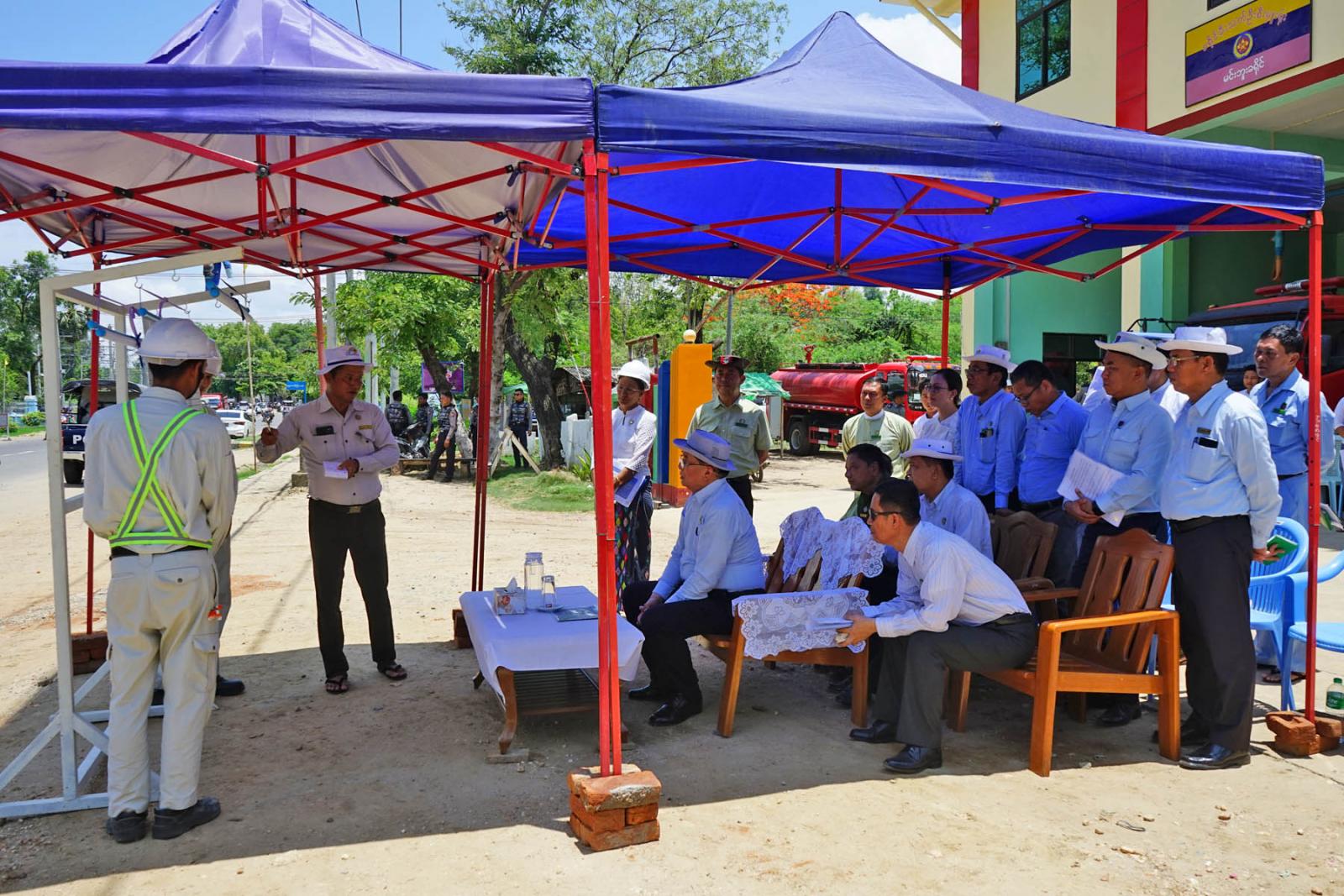 မကွေးတိုင်းဒေသကြီး ဝန်ကြီးချုပ် ဦးတင့်လွင် မင်းဘူးမြို့ရှိ အဓိကမိန်းလမ